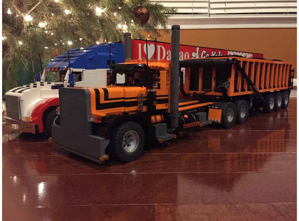 LEGO MOC Peterbilt 389 with Ultra Sleeper by motomatt | Rebrickable ...