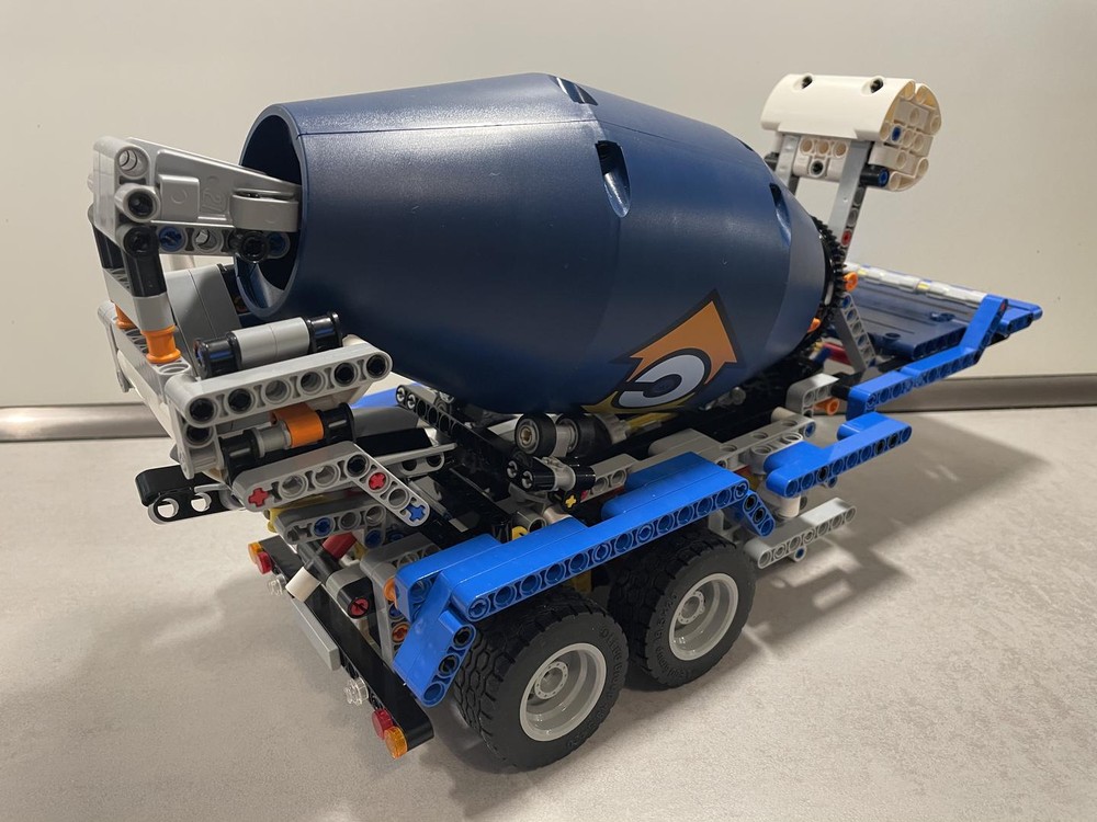 LEGO MOC Concrete Mixer Semi-Trailer with optional Control+ (42112 ...