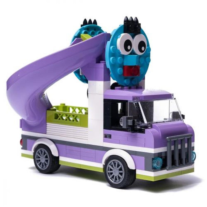 LEGO MOC Pool Party Truck by Keep On Bricking | Rebrickable - Build ...