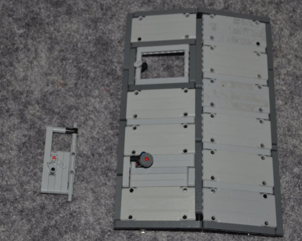 LEGO MOC roof and door for 42082 by EBrickG | Rebrickable - Build with LEGO