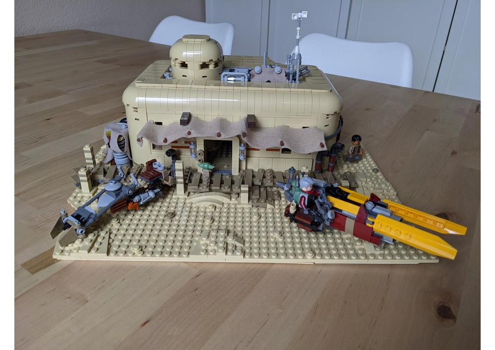 LEGO MOC Mos Pelgo Cantina by snotwars | Rebrickable - Build with LEGO