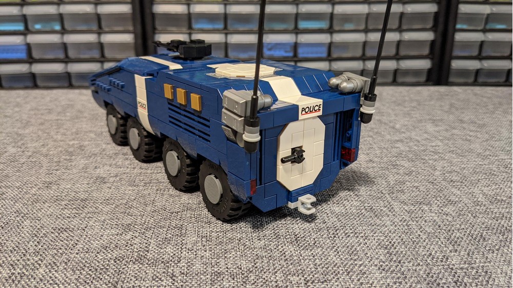 LEGO MOC Cyberpunk APC by AsgardianStudio | Rebrickable - Build with LEGO