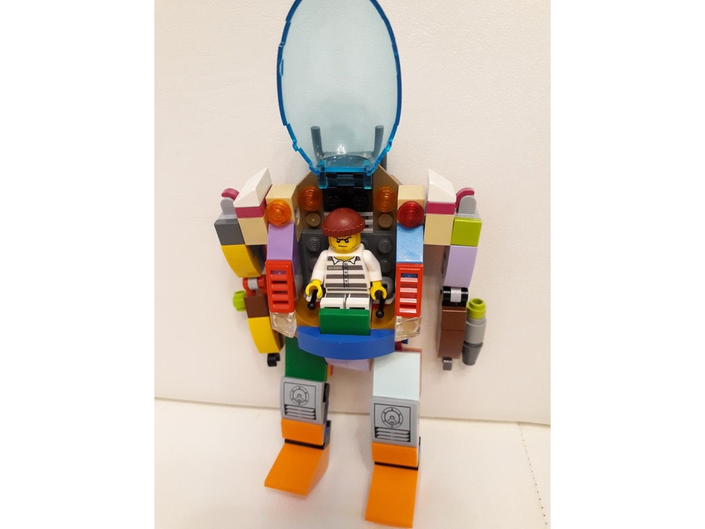 Lego Moc Mecha Robot Suit By Ervit Rebrickable Build With Lego