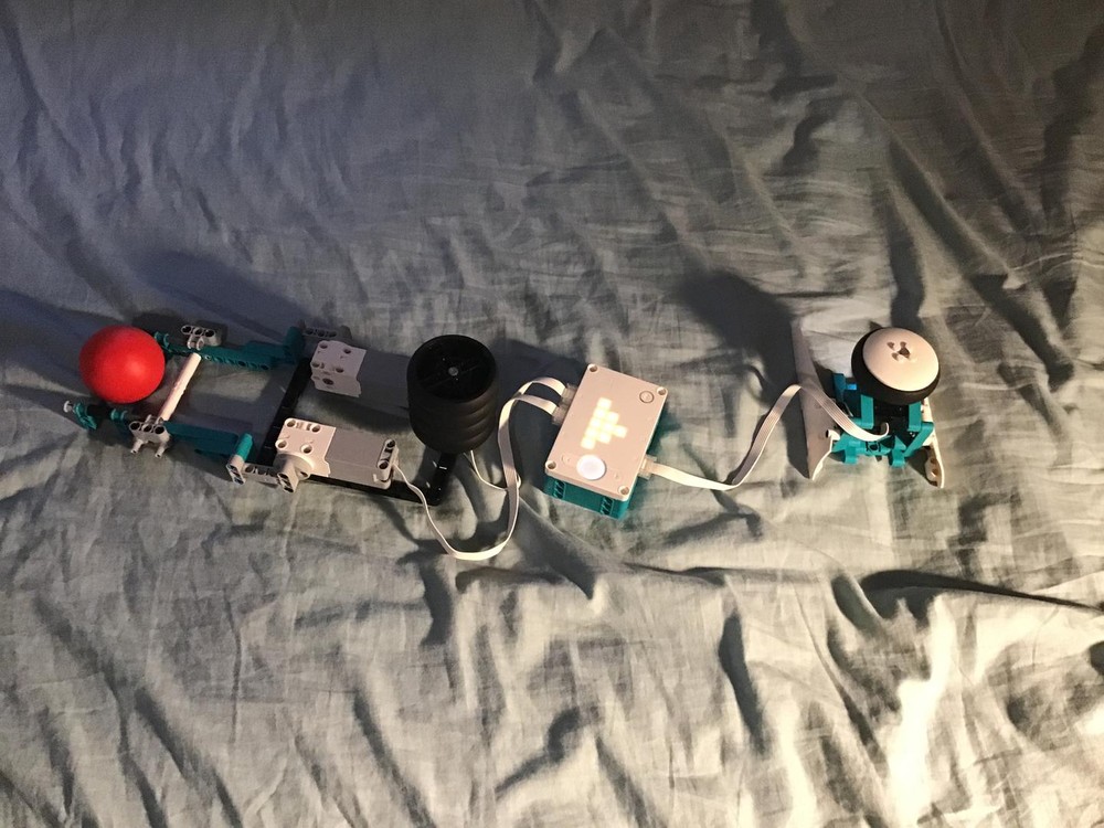 LEGO MOC Ball launcher by Worm65 | Rebrickable - Build with LEGO