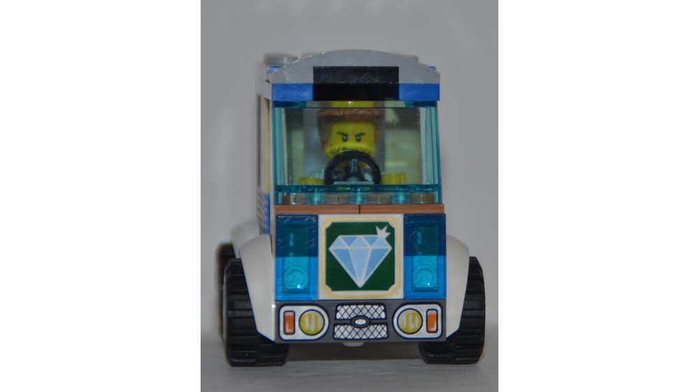 LEGO MOC 60241 Diamond Van by julien1001 | Rebrickable - Build with LEGO