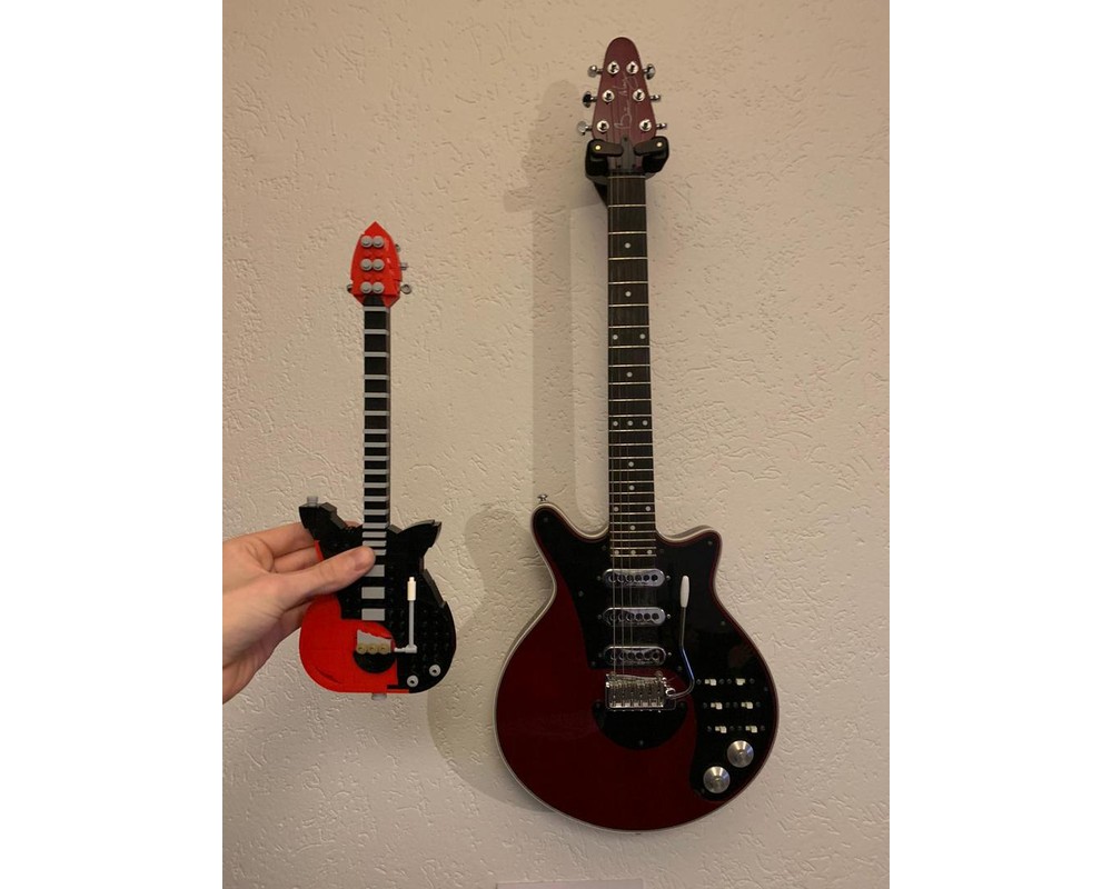 LEGO MOC BMG Brian May custom built Guitar Red Special & Display stand ...