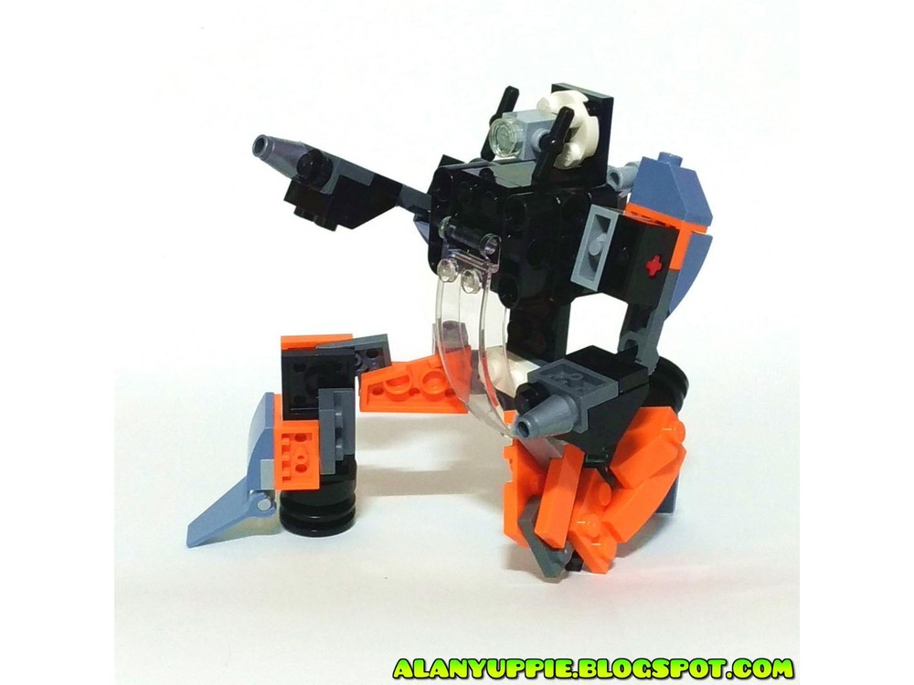 LEGO MOC Transformer Dronebot from LEGO Creator set 31111: Cyber Drone ...