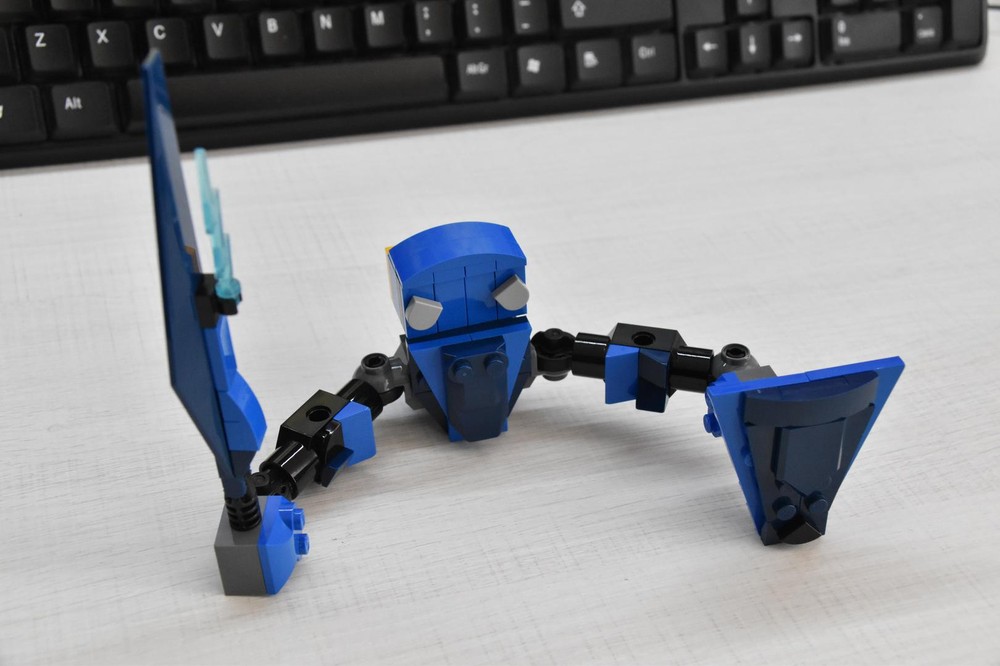 LEGO MOC GUARDIAN ROBOT by Four | Rebrickable - Build with LEGO