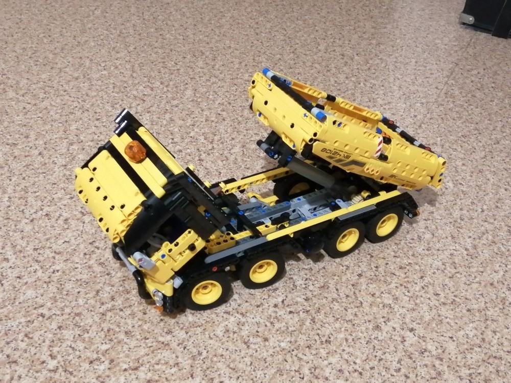 LEGO MOC Truck 42108 by Old_Fejit | Rebrickable - Build with LEGO