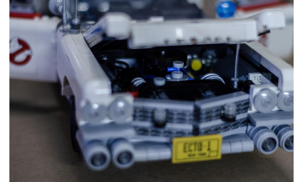 LEGO MOC ECTO-1 RC Upgrade (LEGO 10274) - motorization MOD ghost ...