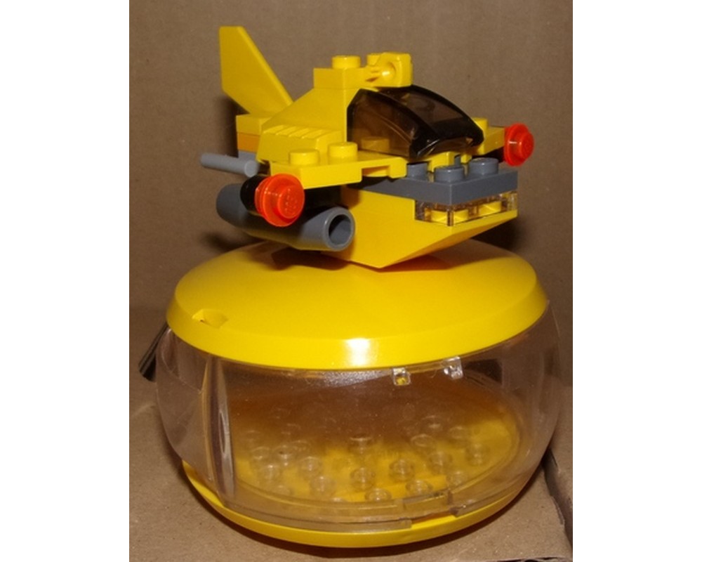 LEGO MOC Yellow Submarine by JusTiCe8 | Rebrickable - Build with LEGO