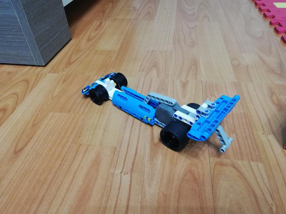 LEGO MOC Dragster with pullback motor by si_csaba | Rebrickable - Build ...