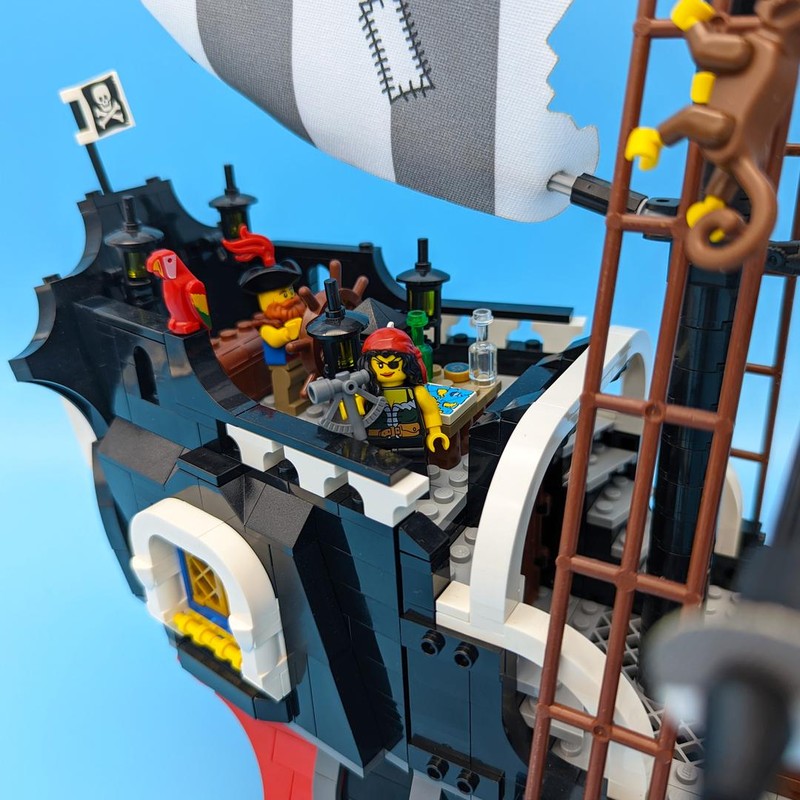 LEGO MOC Red Beard Runner Remake by curtydc | Rebrickable - Build with LEGO