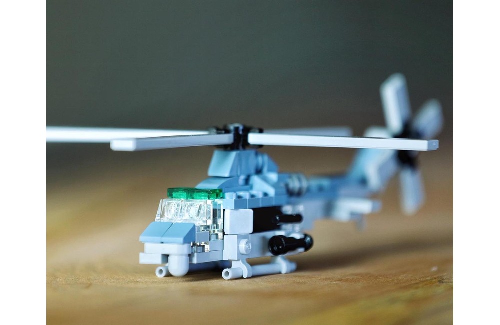 LEGO MOC UH-1Y Venom USMC Huey Micro Helicopter by David.DStone ...