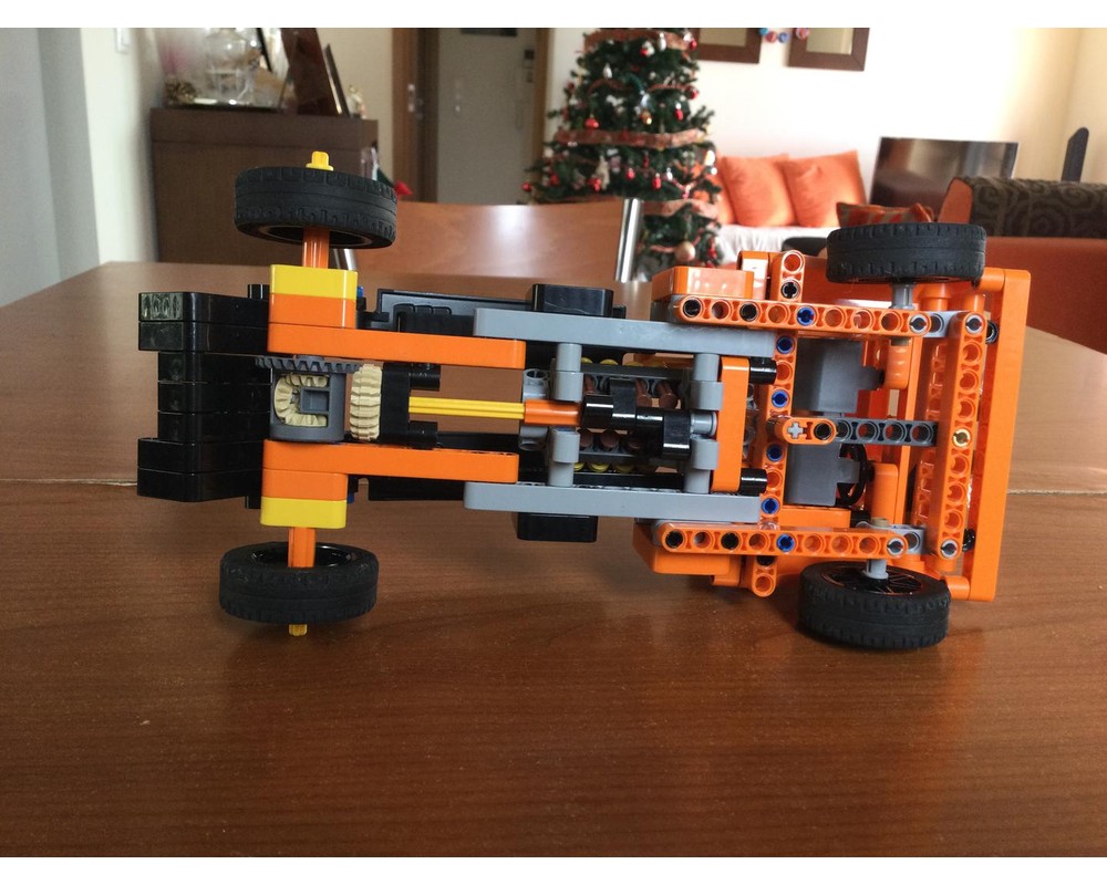 LEGO MOC OT ( Orange Truck ) by paliosjohn | Rebrickable - Build with LEGO