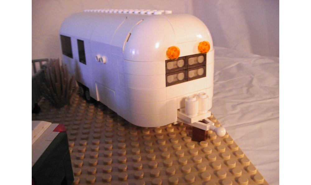 LEGO MOC AIRSTREAM Trailer by RTN_LNA | Rebrickable - Build with LEGO
