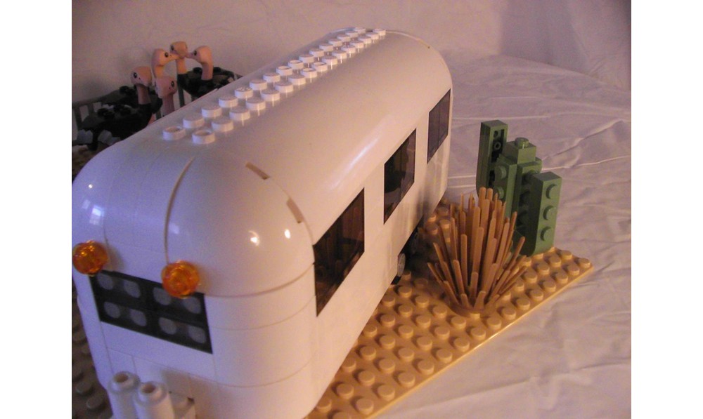 LEGO MOC AIRSTREAM Trailer by RTN_LNA | Rebrickable - Build with LEGO