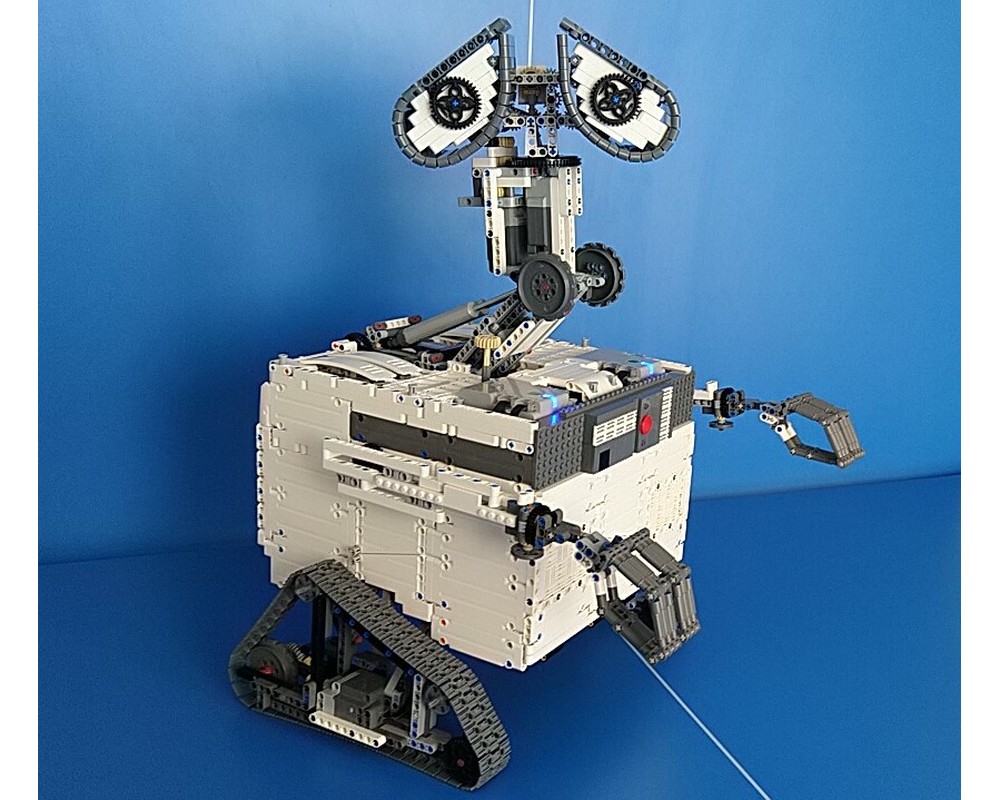 LEGO MOC Wall-e by Jason44 | Rebrickable - Build with LEGO