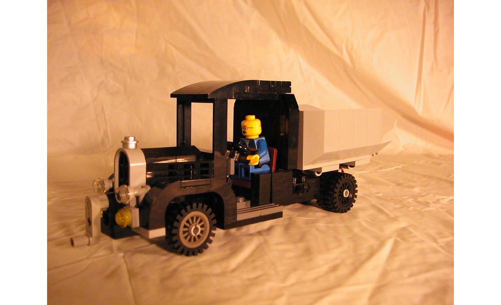 LEGO MOC Old Dump Truck by RTN_LNA | Rebrickable - Build with LEGO
