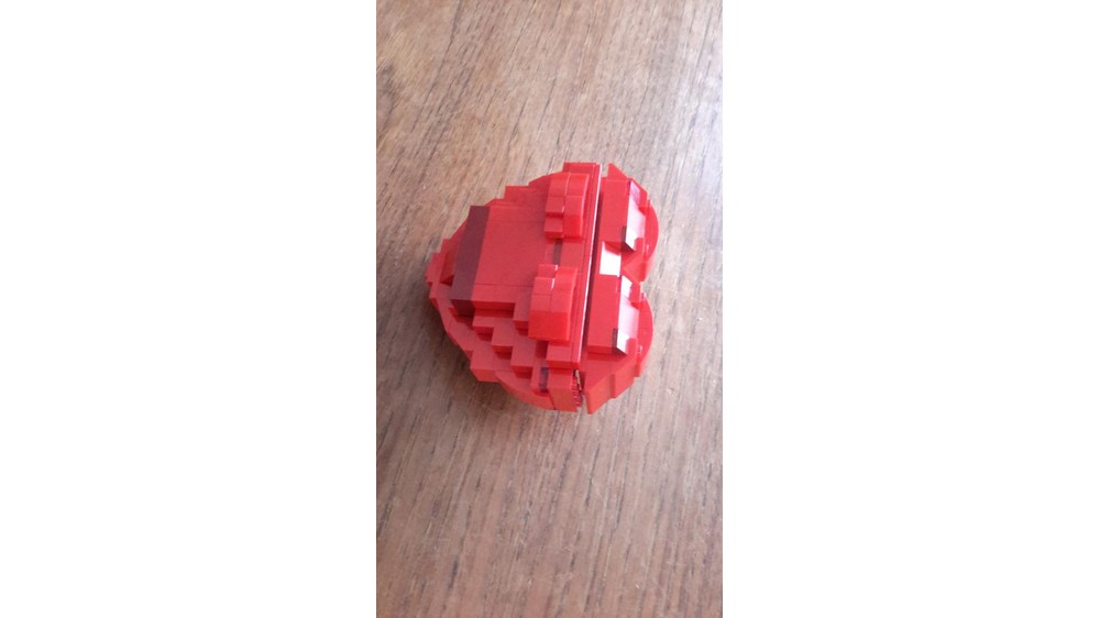 LEGO MOC Valentine's Heart Box by LegoOri | Rebrickable - Build with LEGO