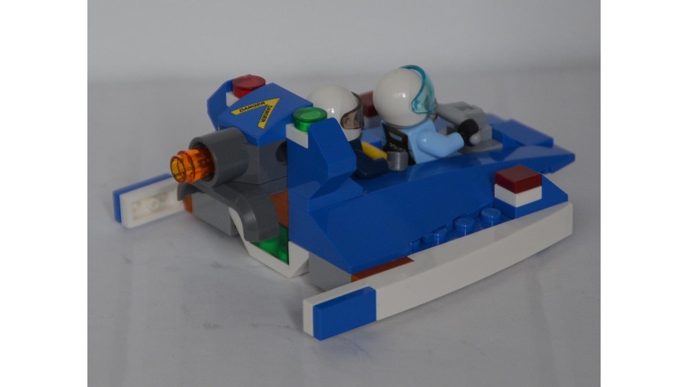 LEGO MOC 60208 Spaceship by julien1001 | Rebrickable - Build with LEGO