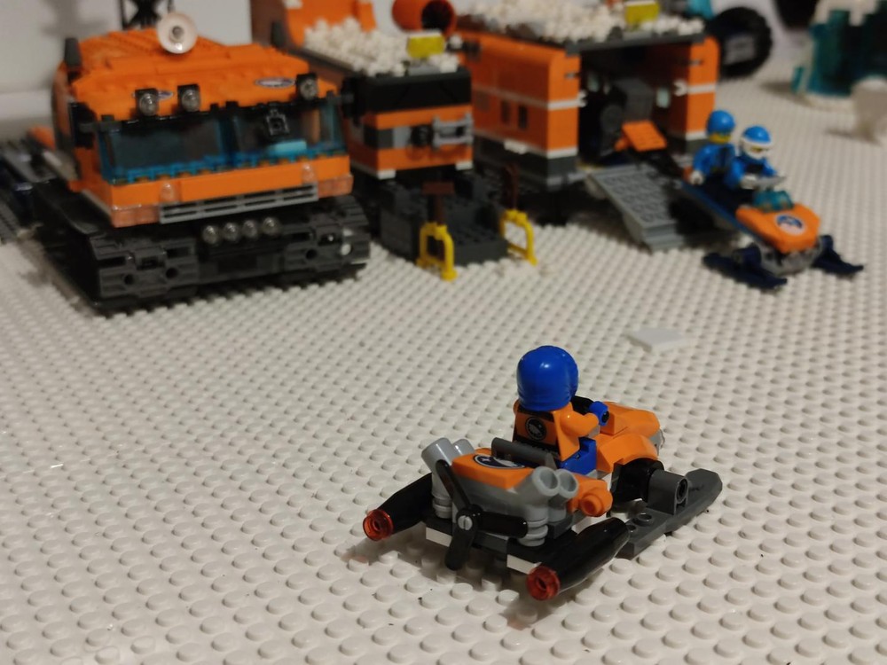 LEGO MOC Arctic speeder by silenfu | Rebrickable - Build with LEGO