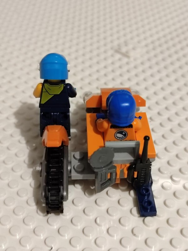 LEGO MOC Arctic Sidecar by silenfu | Rebrickable - Build with LEGO