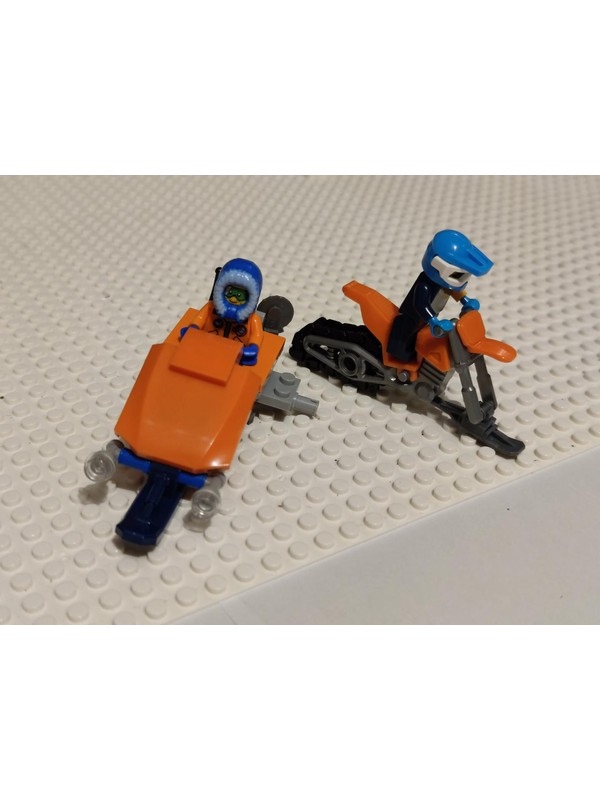 LEGO MOC Arctic Sidecar by silenfu | Rebrickable - Build with LEGO