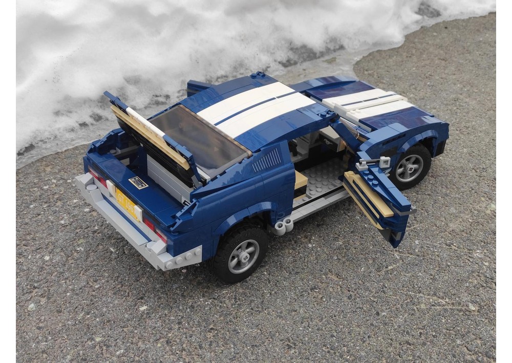 LEGO MOC 10265 Interceptor by Kirvet | Rebrickable - Build with LEGO