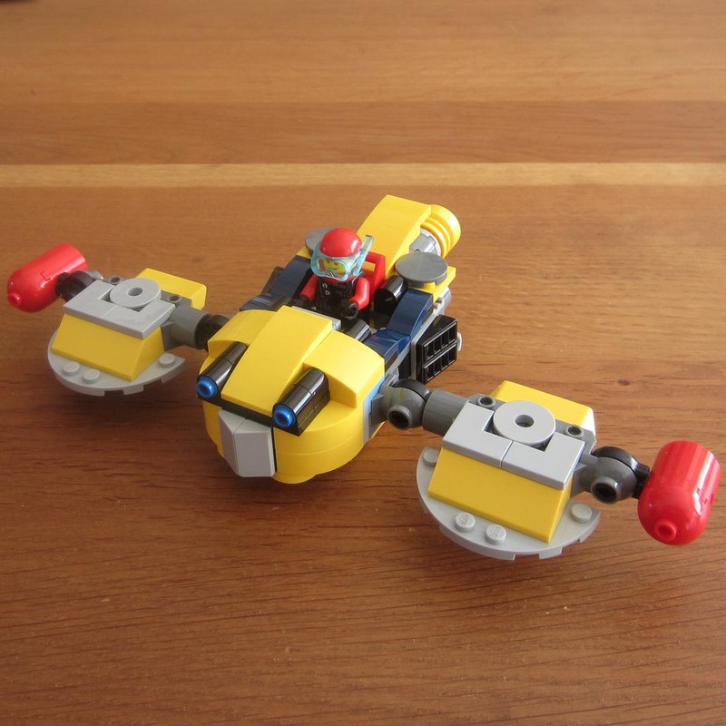 LEGO MOC 31090 Clacking bird by drosse | Rebrickable - Build with LEGO