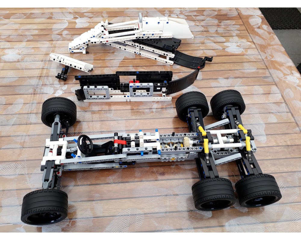 LEGO MOC F1 six wheeler by EricMunsters | Rebrickable - Build with LEGO