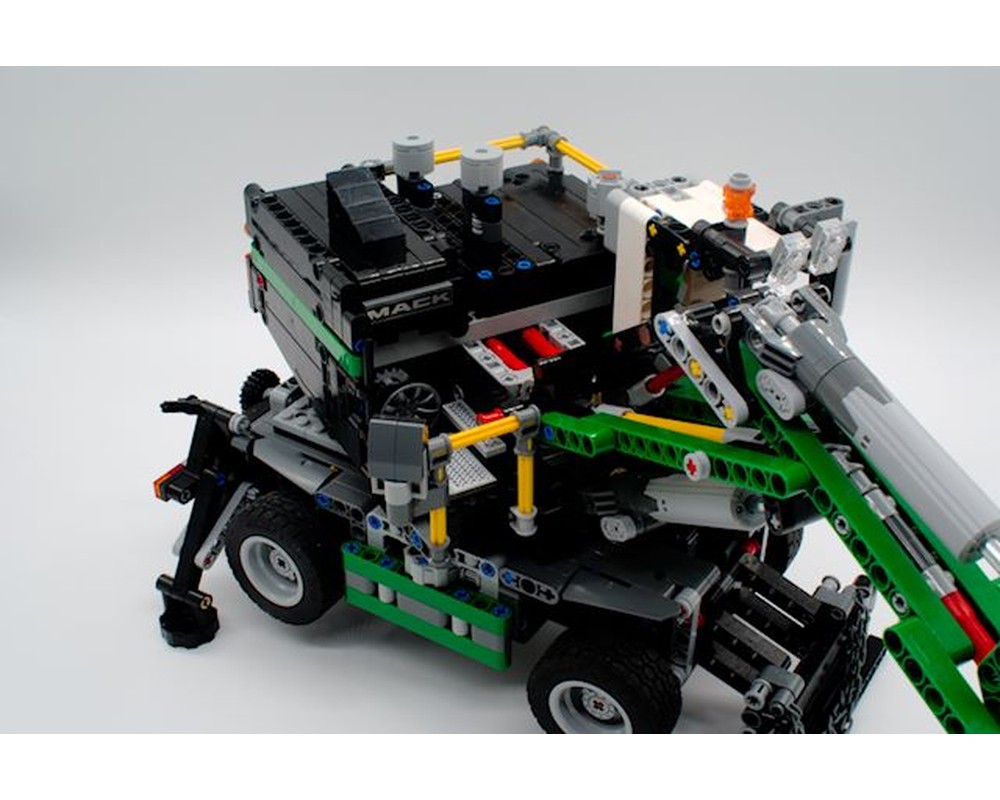 LEGO MOC Wheeled excavator with trailer (42078 alternate) by alter-lego ...