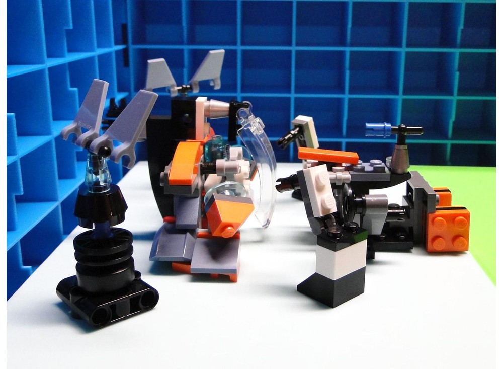 LEGO MOC Cyber Drone Lockdown by E_Ryde | Rebrickable - Build with LEGO