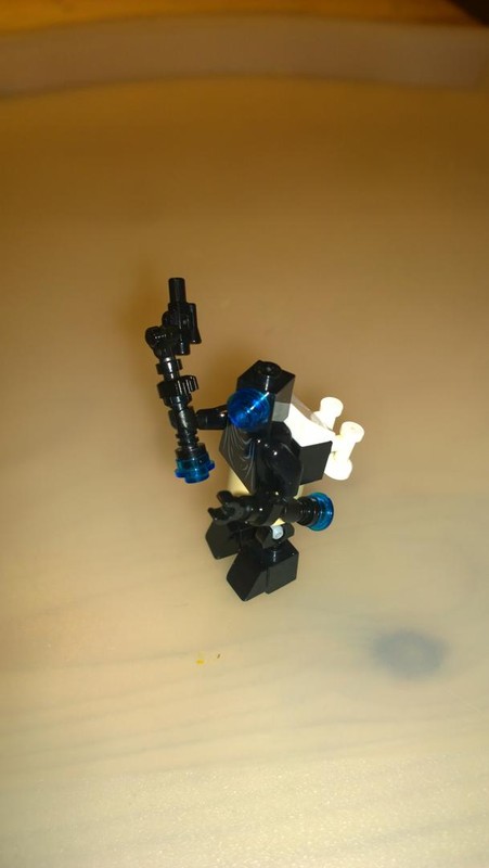 LEGO MOC Cyborg the Robot Hunter by RobotMaster | Rebrickable - Build ...