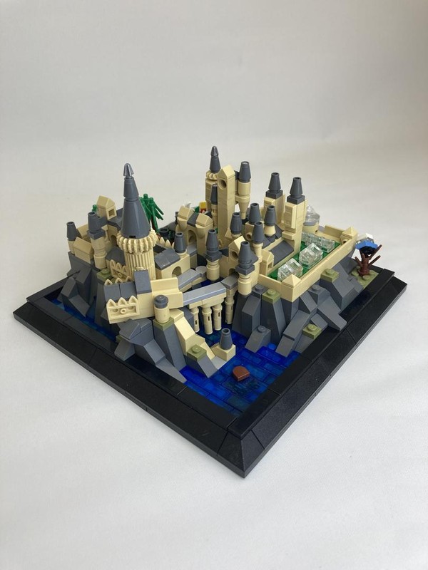 LEGO MOC Microscale Hogwart Castle by Brick_Sanchez | Rebrickable ...