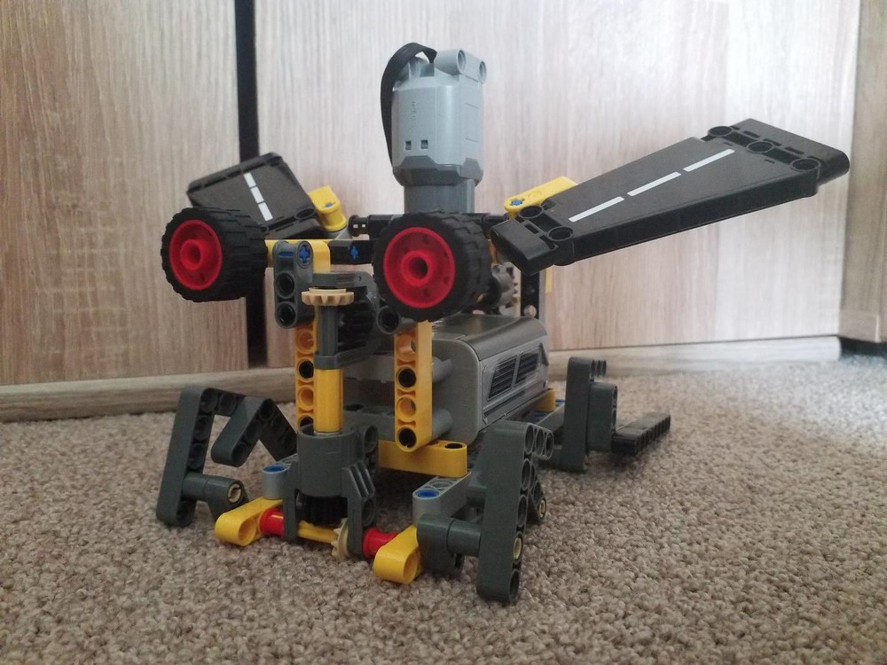 LEGO MOC Flying animal by Legobauer1012 | Rebrickable - Build with LEGO