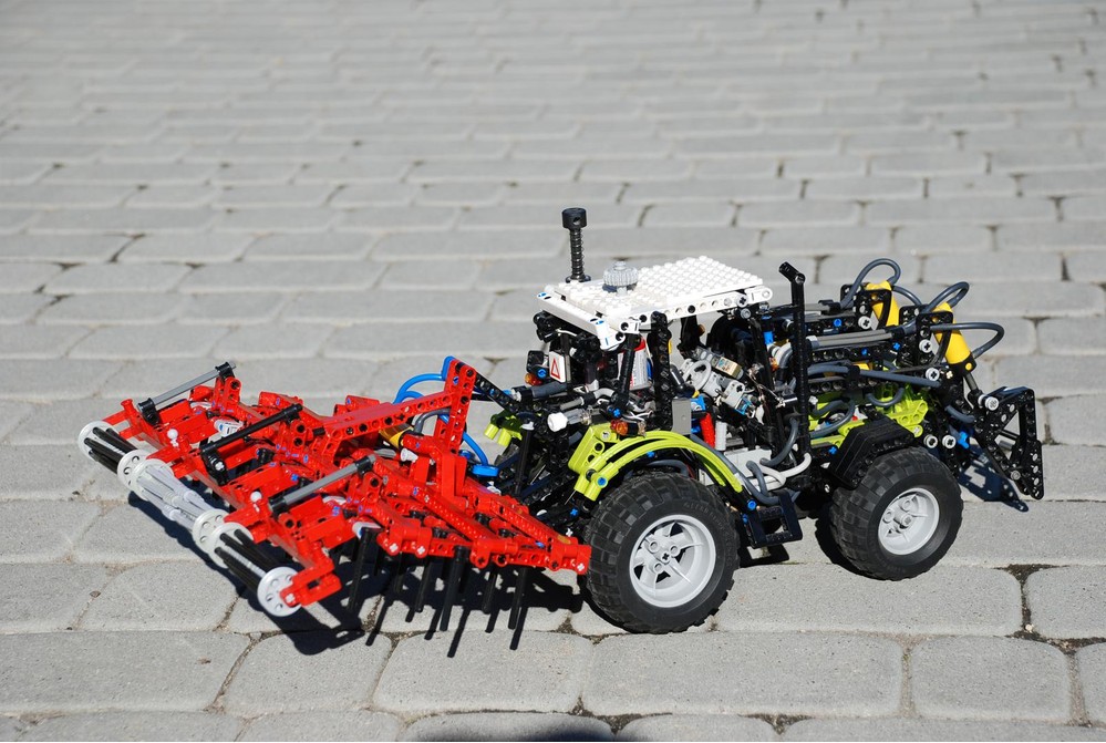 LEGO MOC FIELD CULTIVATOR by TechnicFarm | Rebrickable - Build with LEGO