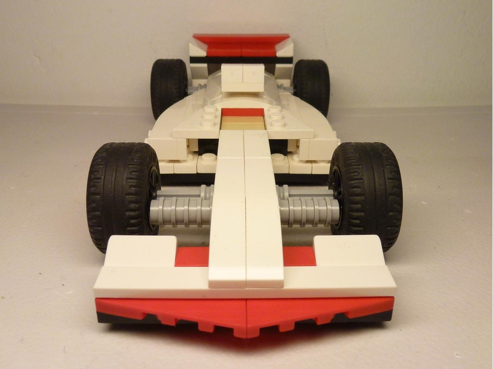 LEGO MOC 31006 Custom F1 Car by perbonde | Rebrickable - Build with LEGO