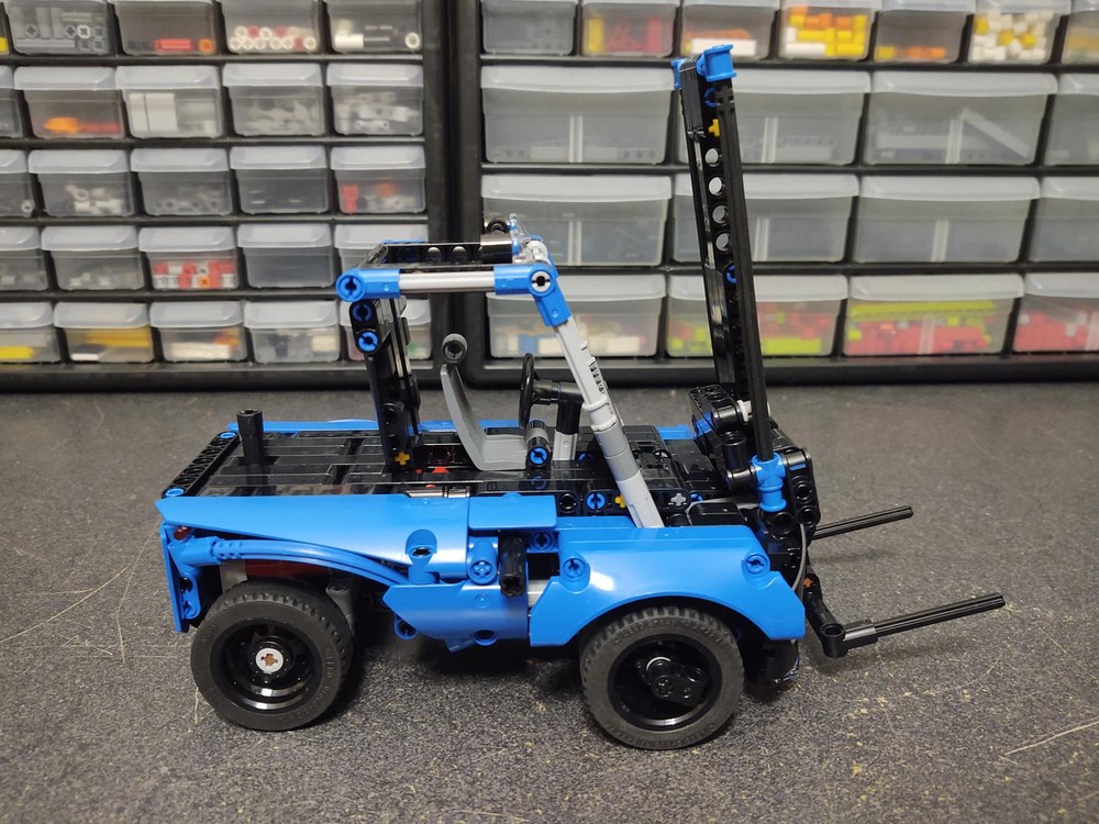 LEGO MOC Forklift by TnT-Workshop | Rebrickable - Build with LEGO