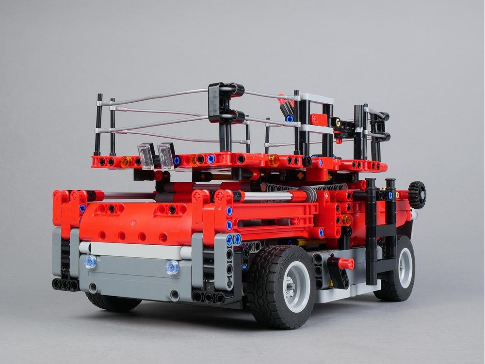 LEGO MOC 42098 Working platform/Scissor lift, Hebebühne by Domi333555 ...