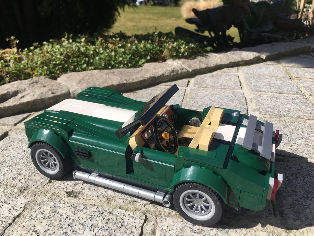 LEGO MOC 10242 alternate AC Cobra by xx1Andi | Rebrickable - Build with ...