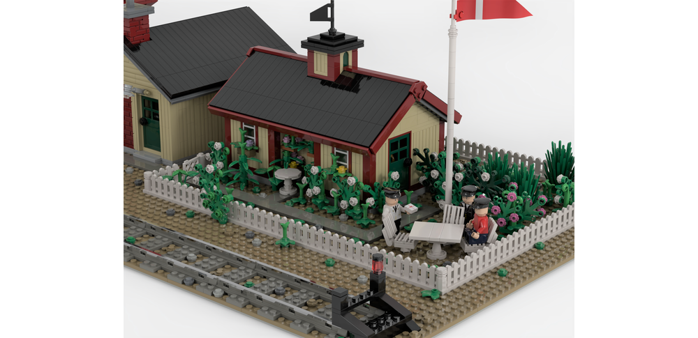 LEGO MOC The Yellow Palace - The most famous command post by langemat ...