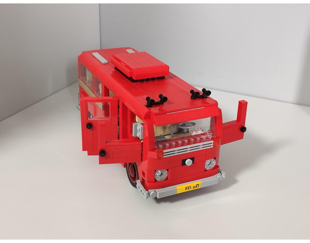 LEGO MOC 10258 Transporter T2 by Kirvet | Rebrickable - Build with LEGO