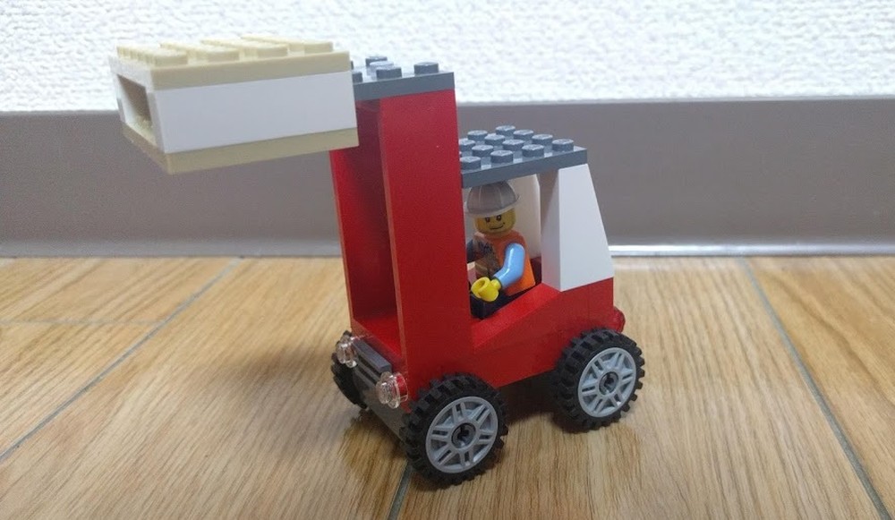 Lego Moc Easy Forklift By Syncropc Rebrickable Build With Lego