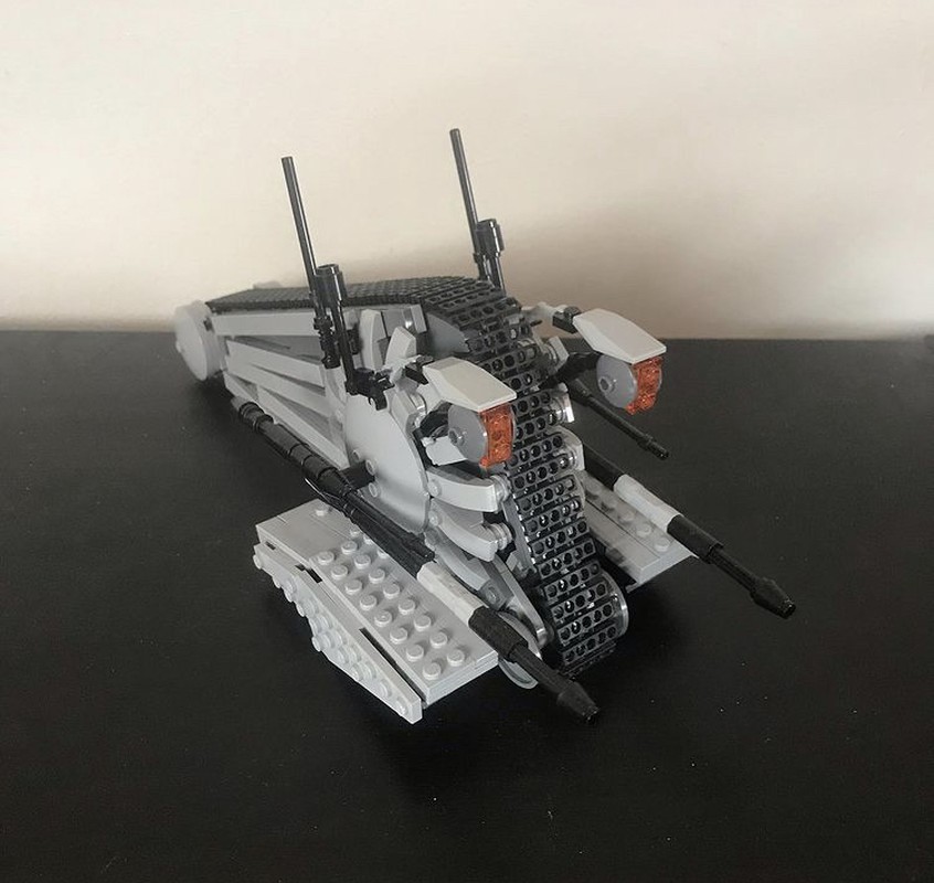 LEGO MOC Tank Droid by The-Last-Brickbender | Rebrickable - Build with LEGO