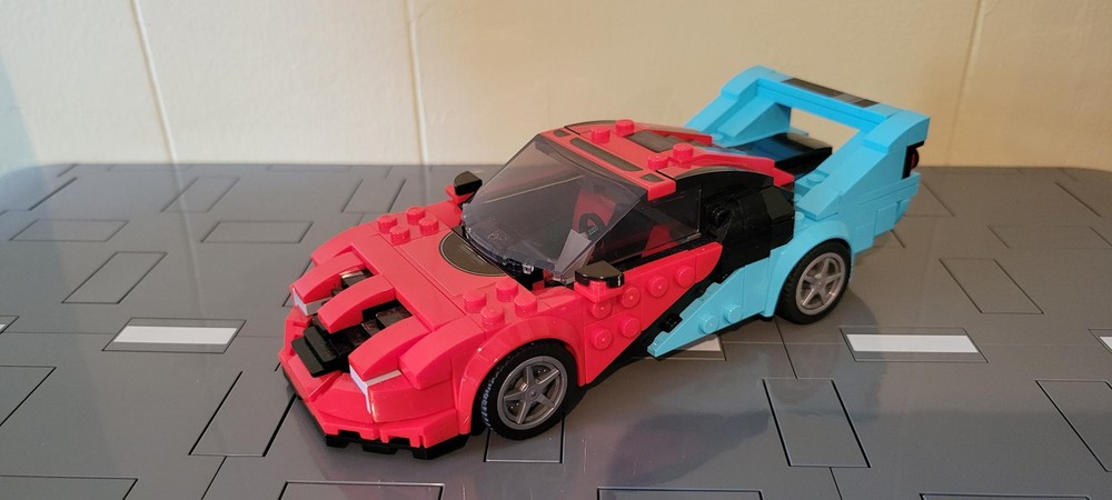 LEGO MOC Red-Cyan Speeder by Brick_Lizard | Rebrickable - Build with LEGO