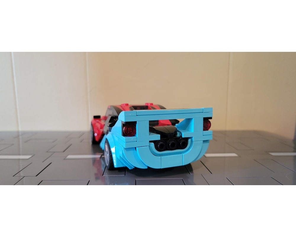 LEGO MOC Red-Cyan Speeder by Brick_Lizard | Rebrickable - Build with LEGO