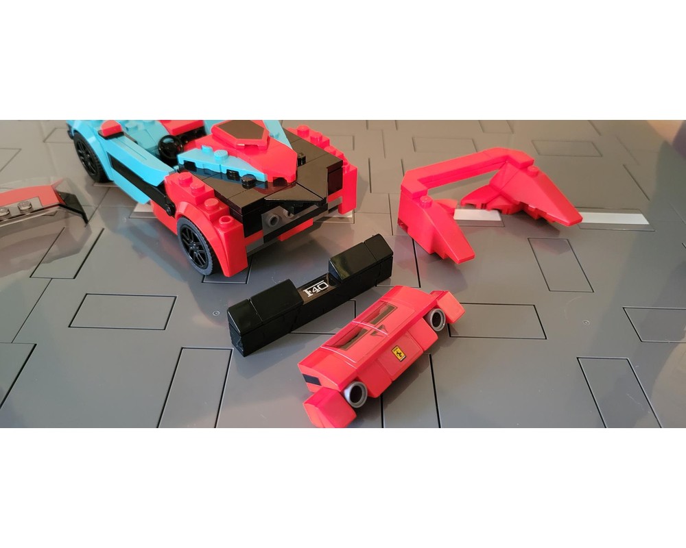 LEGO MOC Cyan-Red Speeder by Brick_Lizard | Rebrickable - Build with LEGO