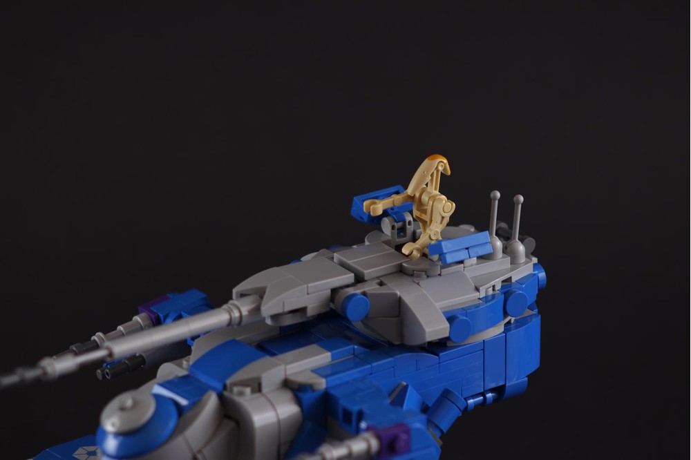 LEGO MOC Armored Assault Tank (AAT) by Gubi_Systems | Rebrickable ...