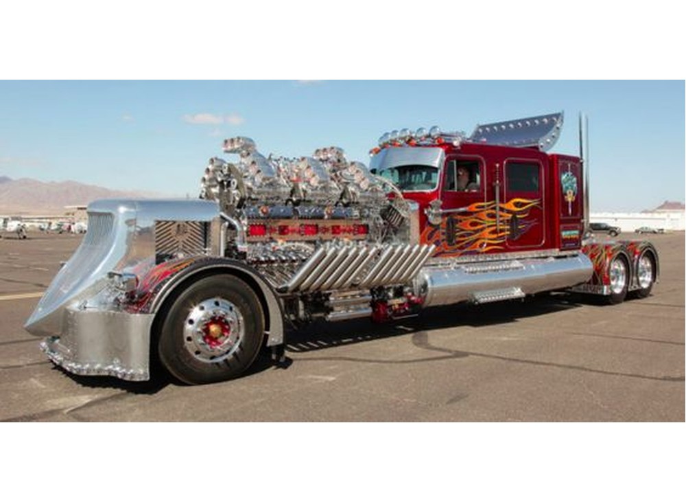 LEGO MOC Peterbilt 389 custom hauler by BEAR MOCS | Rebrickable - Build ...